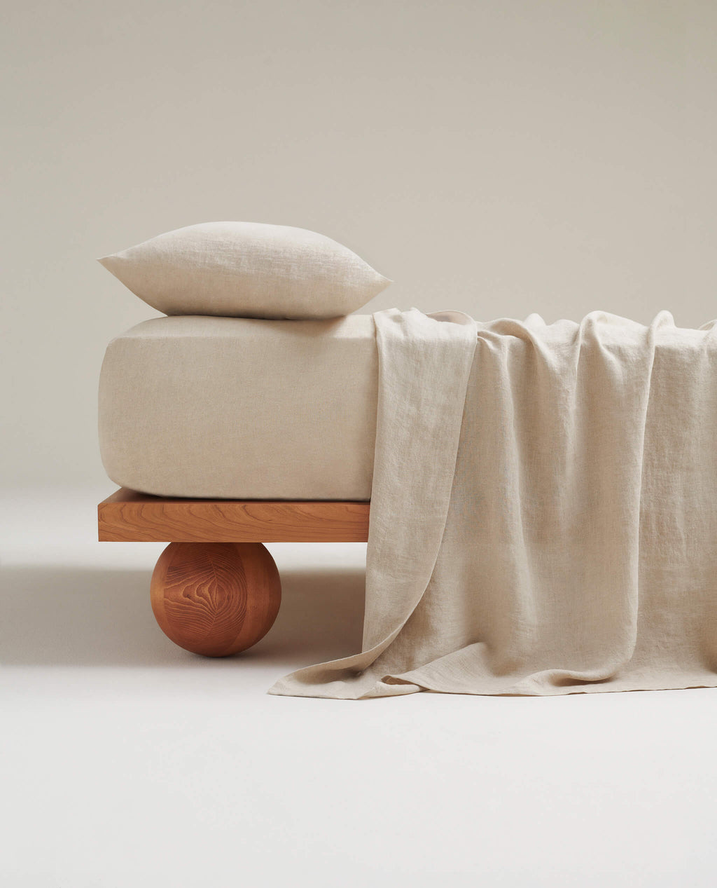 Relaxed & Refined Linen Fitted Sheet – Rise & Fall