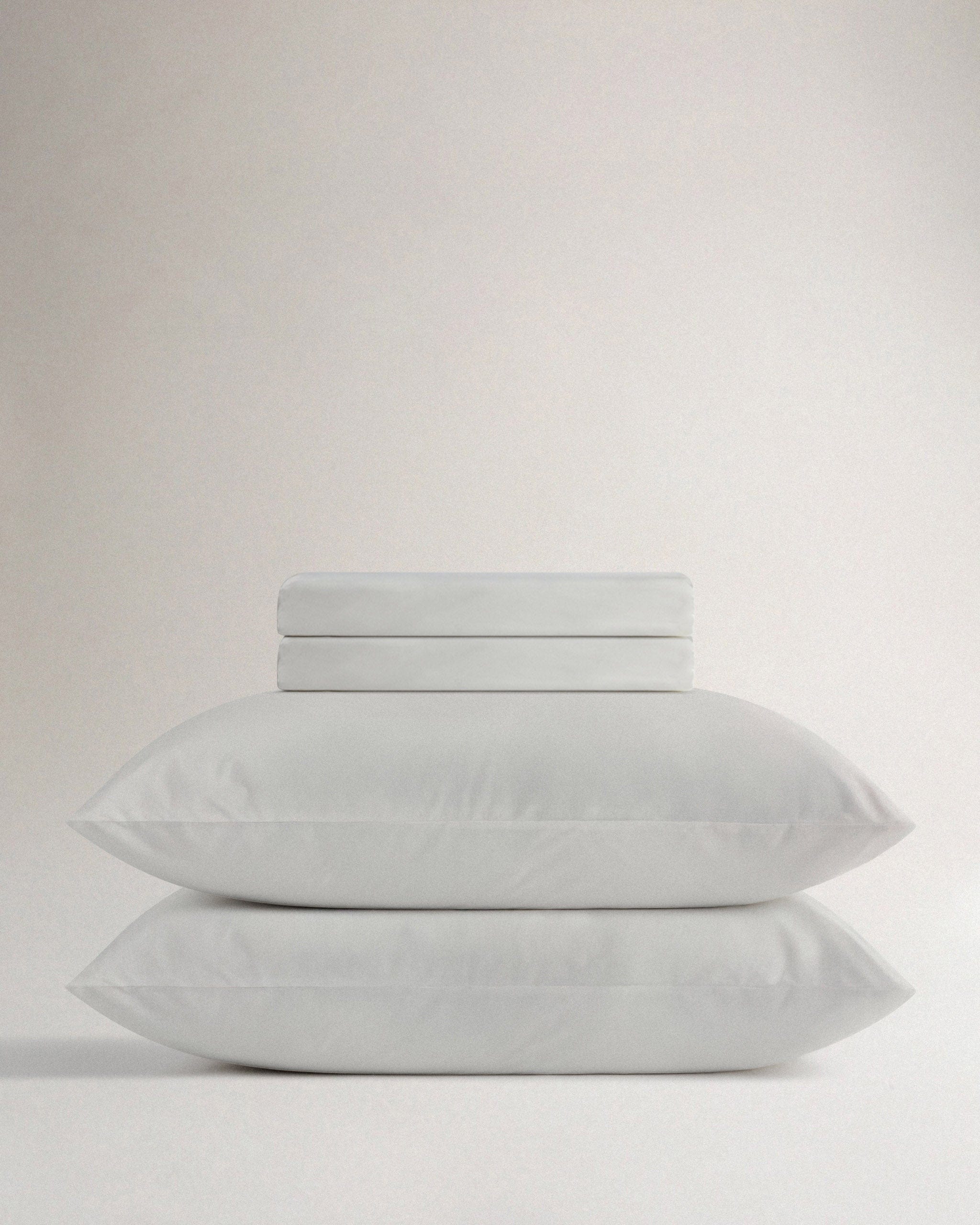 The Soft & Smooth Luxury Sheet Set - White – Rise & Fall