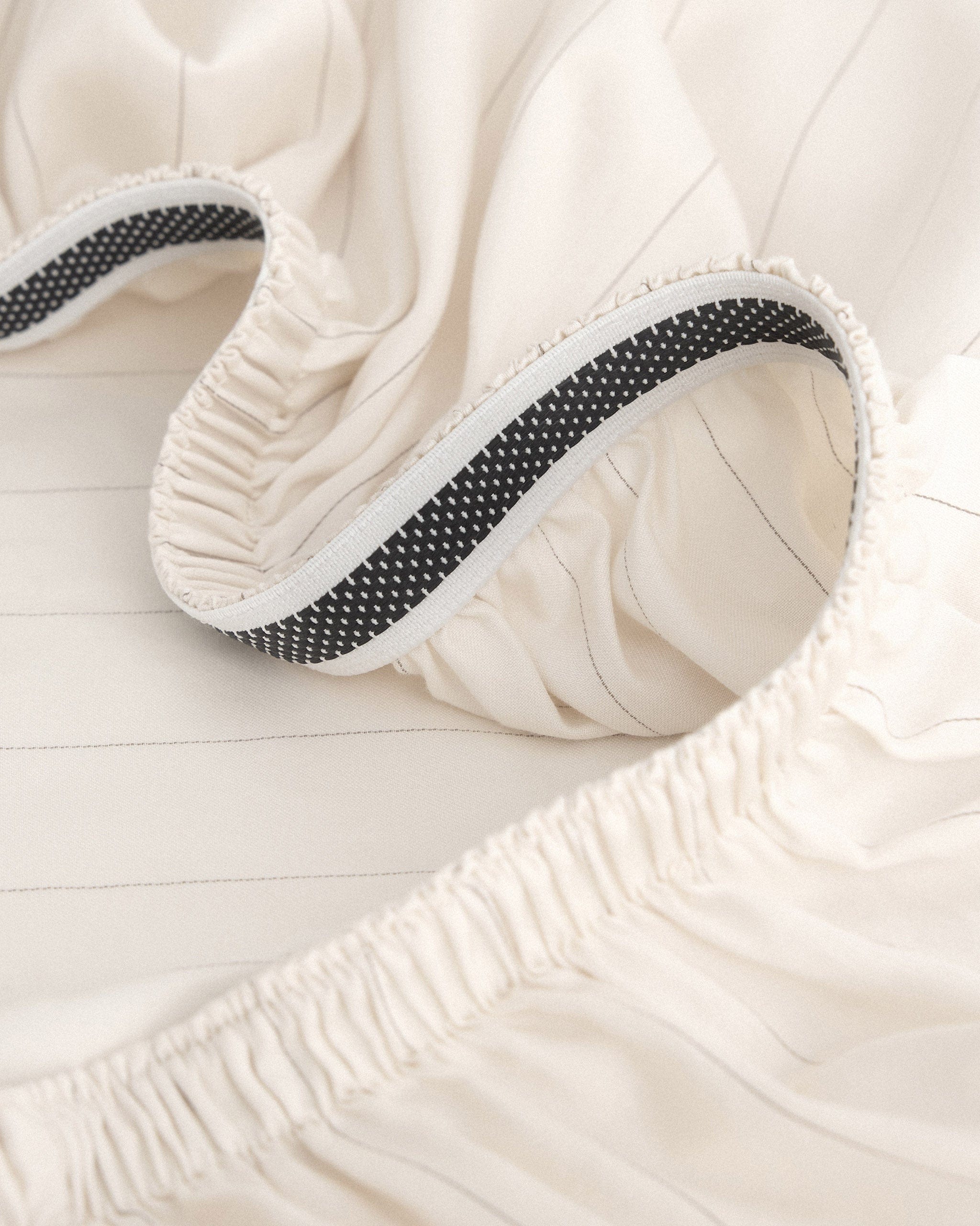 The Soft & Smooth Fitted Sheet | Luxury Bed Sheets | Rise & Fall