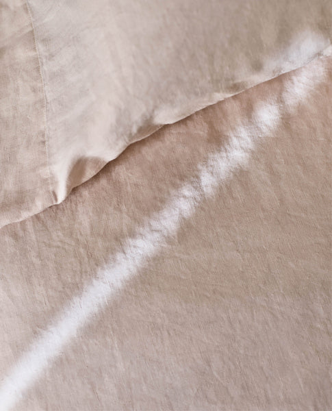 Relaxed & Refined Linen Flat Sheet | Rise & Fall